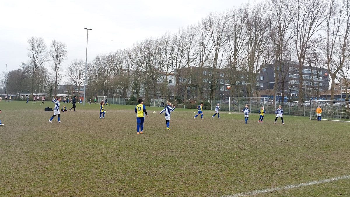 AFC34 JO10-5 - FC Castricum JO10-2 | FC Castricum