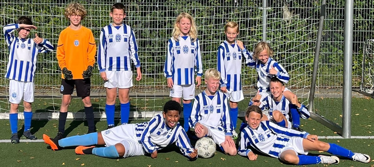 FC CASTRICUM JO11-2 TEGEN KADOELEN MO11-1 | FC Castricum